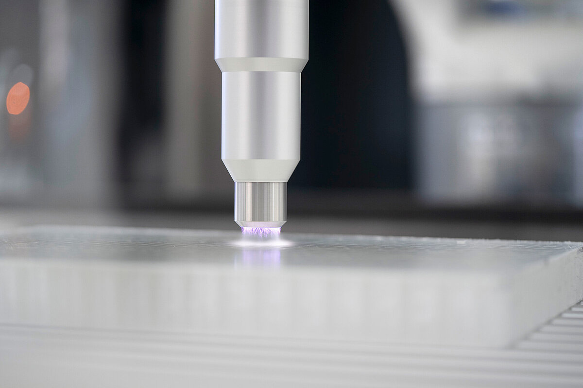 PR: Plasmatreat en Equiplast